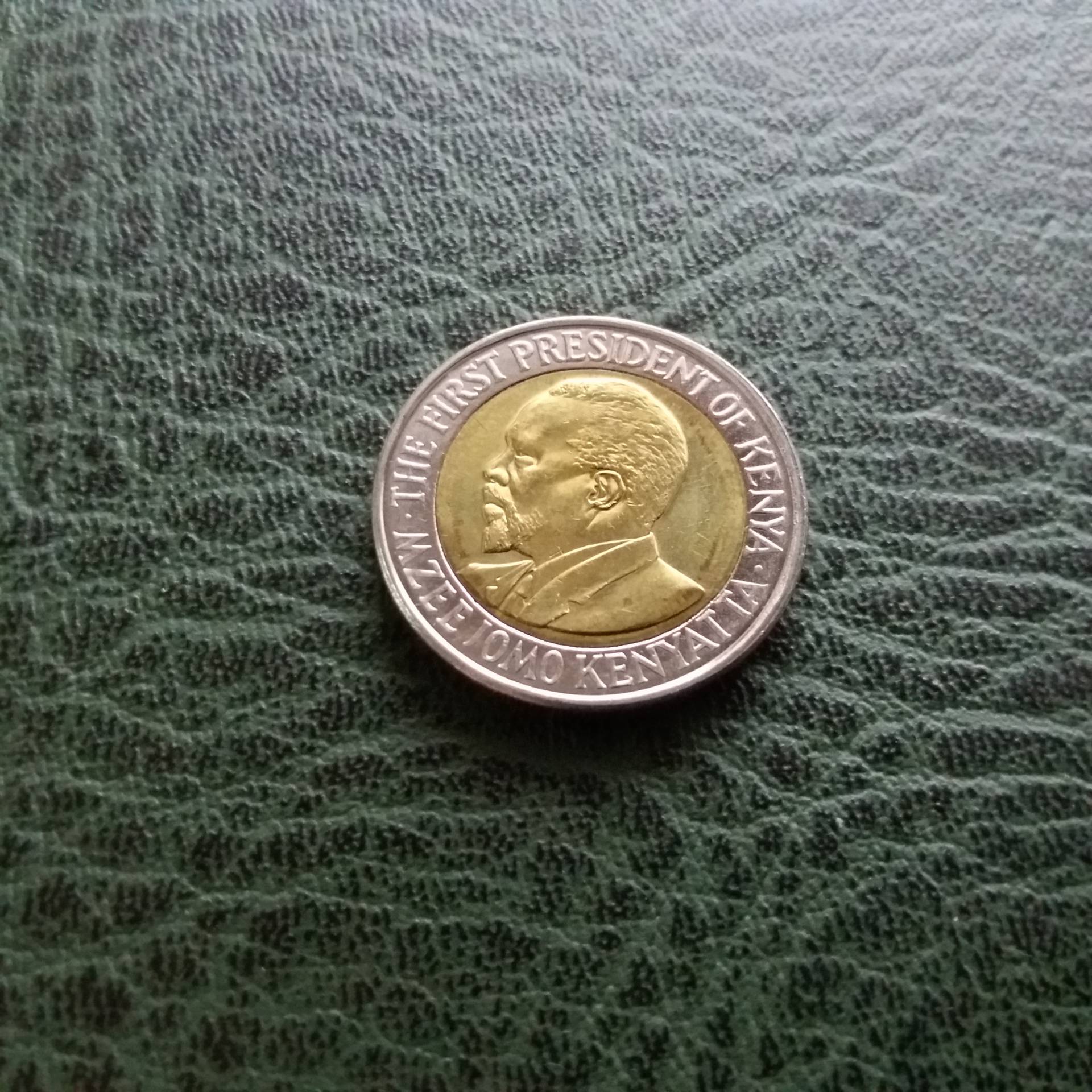 Kenija 20 šilingų 2010 m.. | 23436001